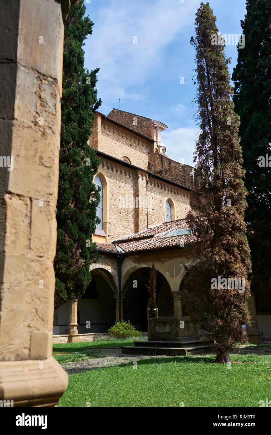 Low arch arched arches hi-res stock photography and images - Alamy