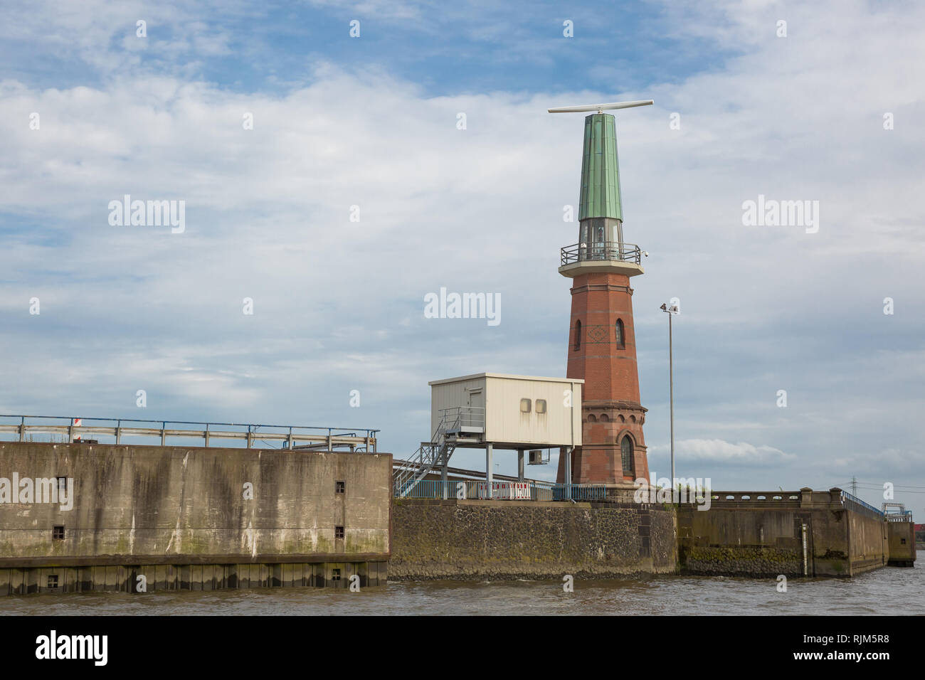 Radar beacon hi-res stock photography and images - Alamy