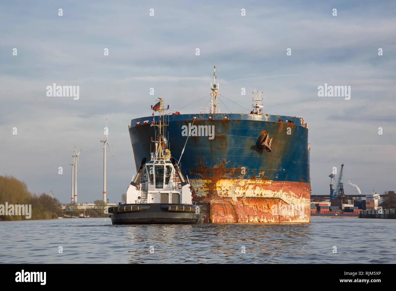Container Ship With Tug High Resolution Stock Photography and Images ...