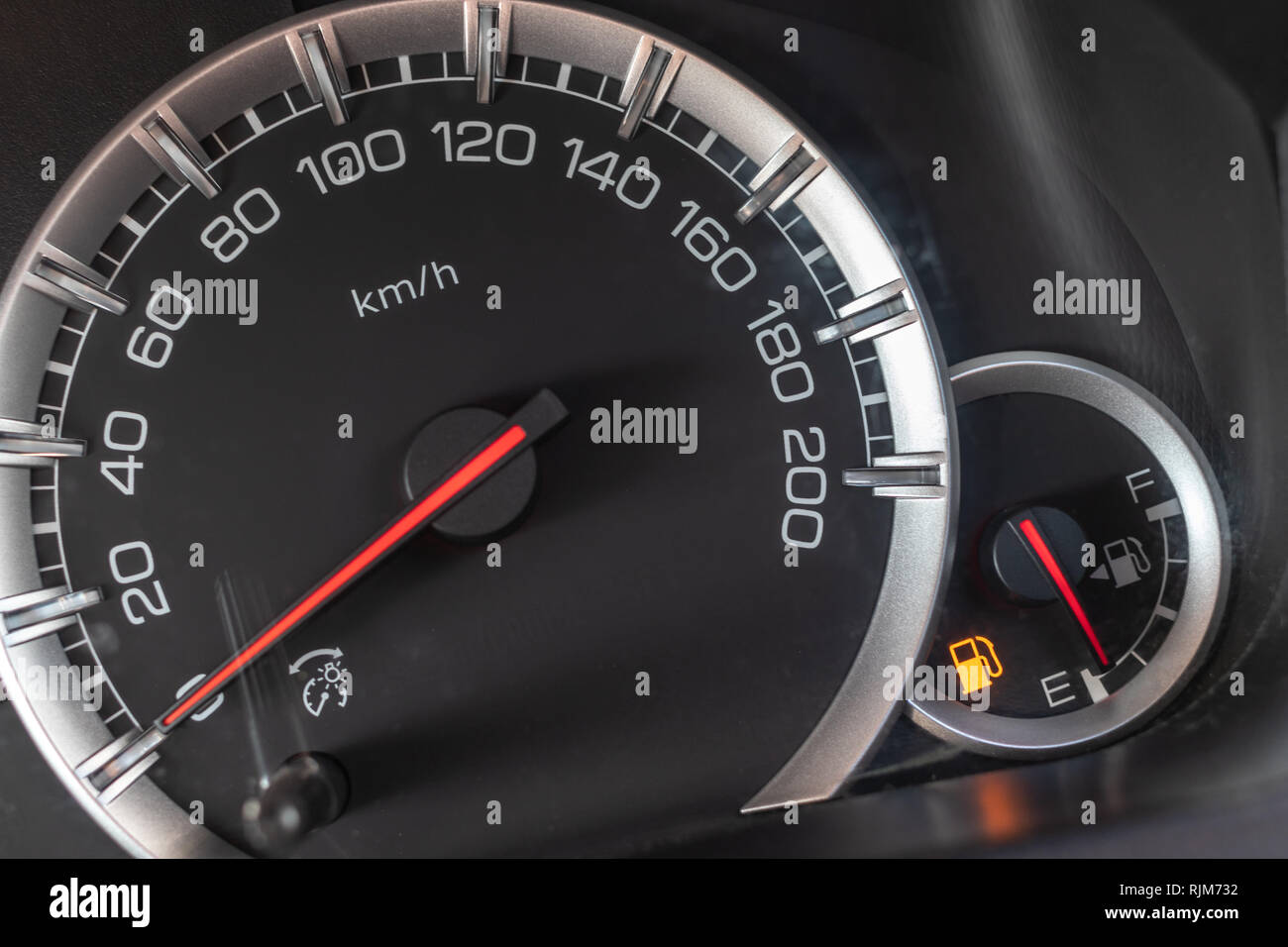 Low fuel warning light hi-res stock photography and images - Alamy