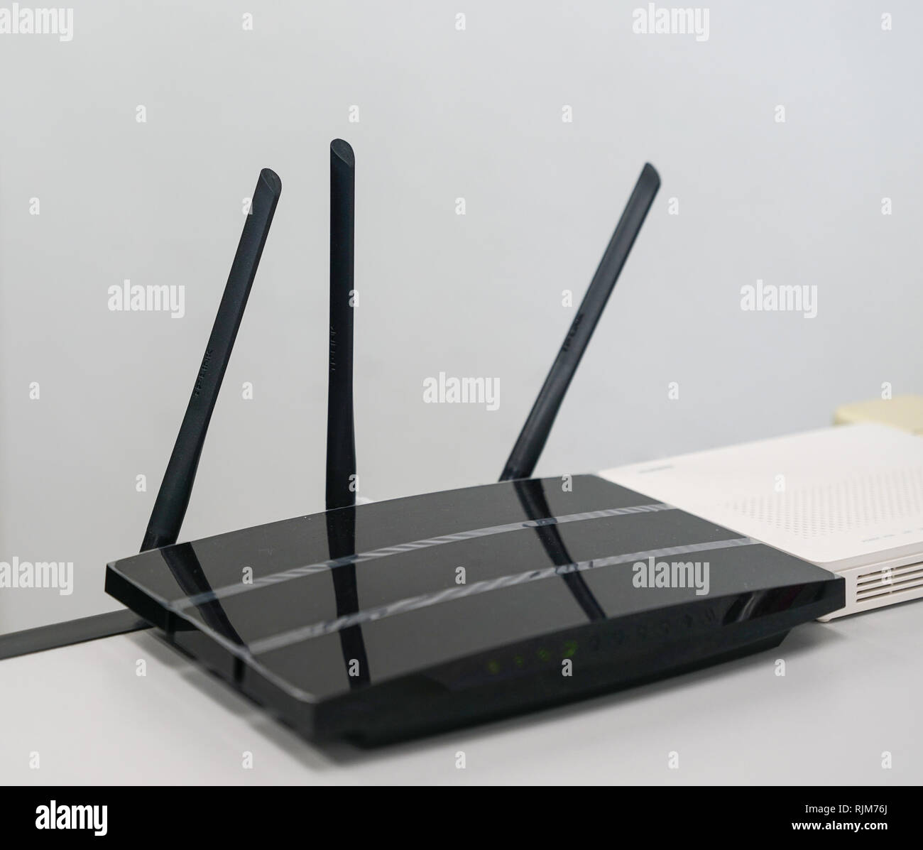 Router desk hi-res stock photography and images - Alamy