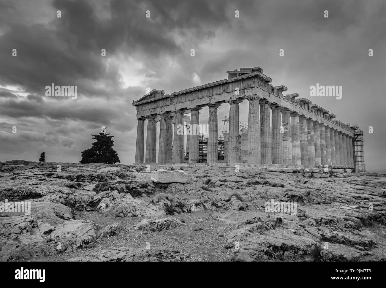 Parthenon temple in Athens acropolis Stock Photo - Alamy