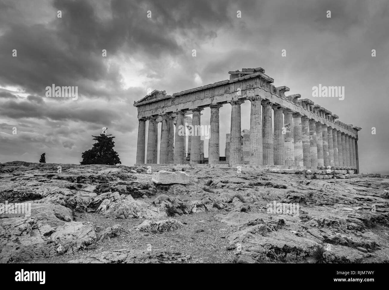 Parthenon temple in Athens acropolis Stock Photo - Alamy