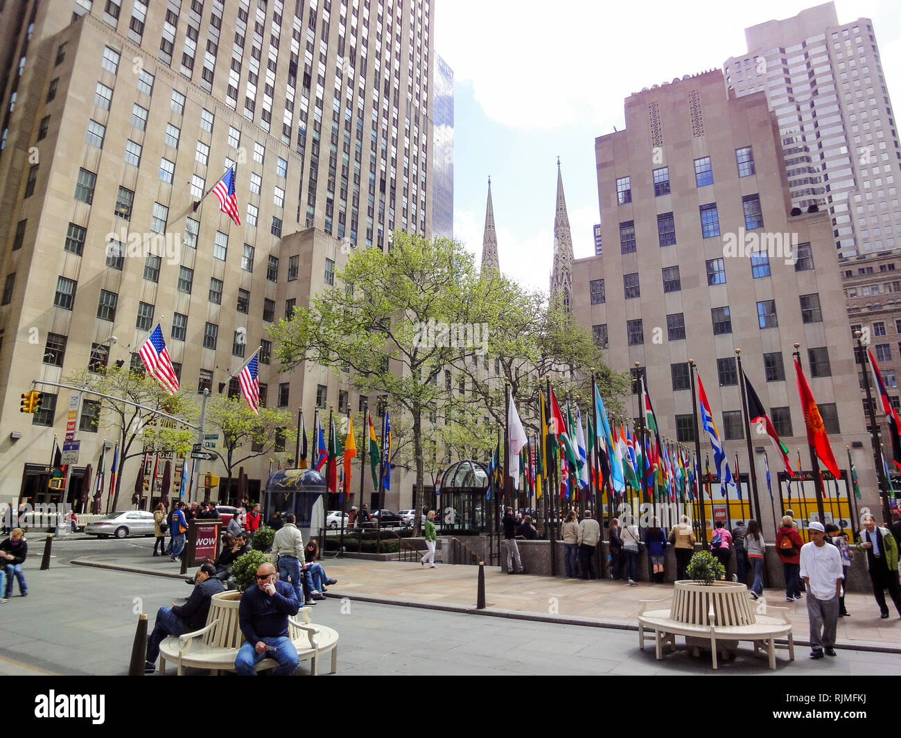 45 rockefeller plaza hi-res stock photography and images - Alamy