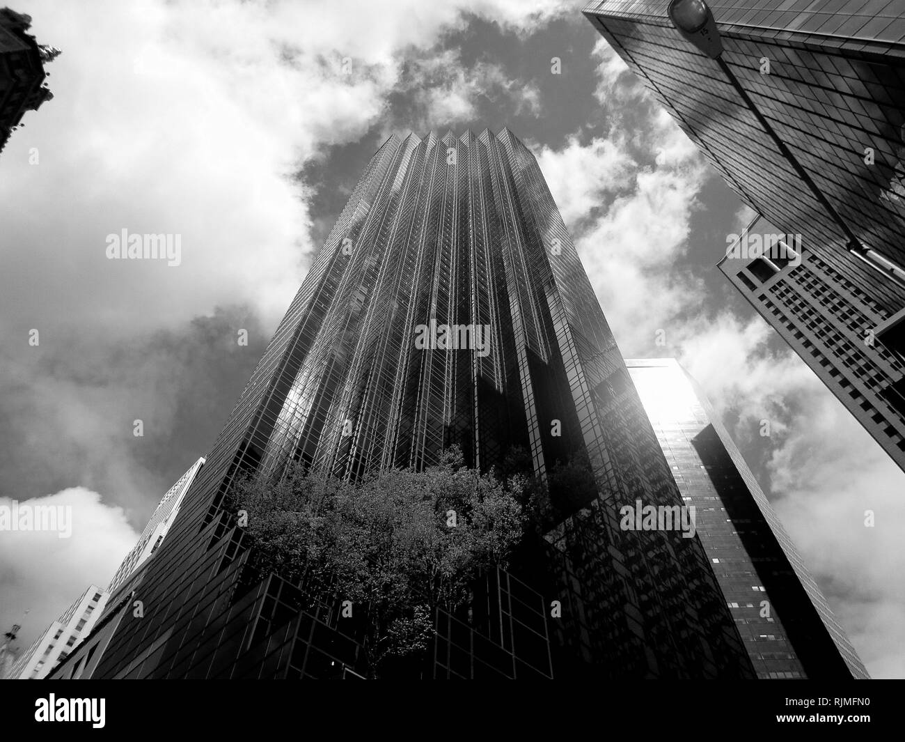 The trump tower Black and White Stock Photos & Images - Alamy