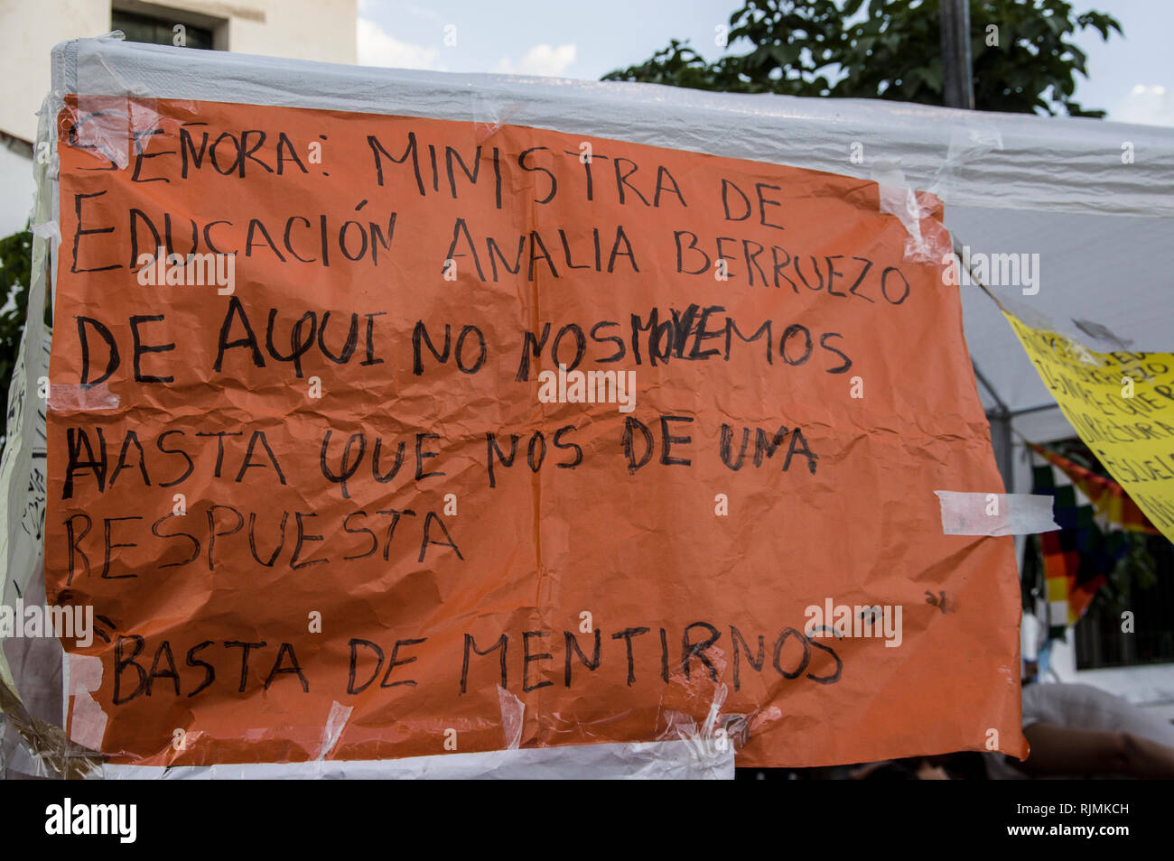 Indigenous language teaching hi-res stock photography and images - Alamy