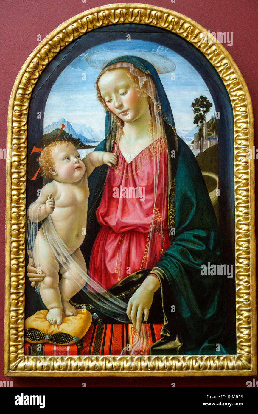 The national gallery london interior hi-res stock photography and ...