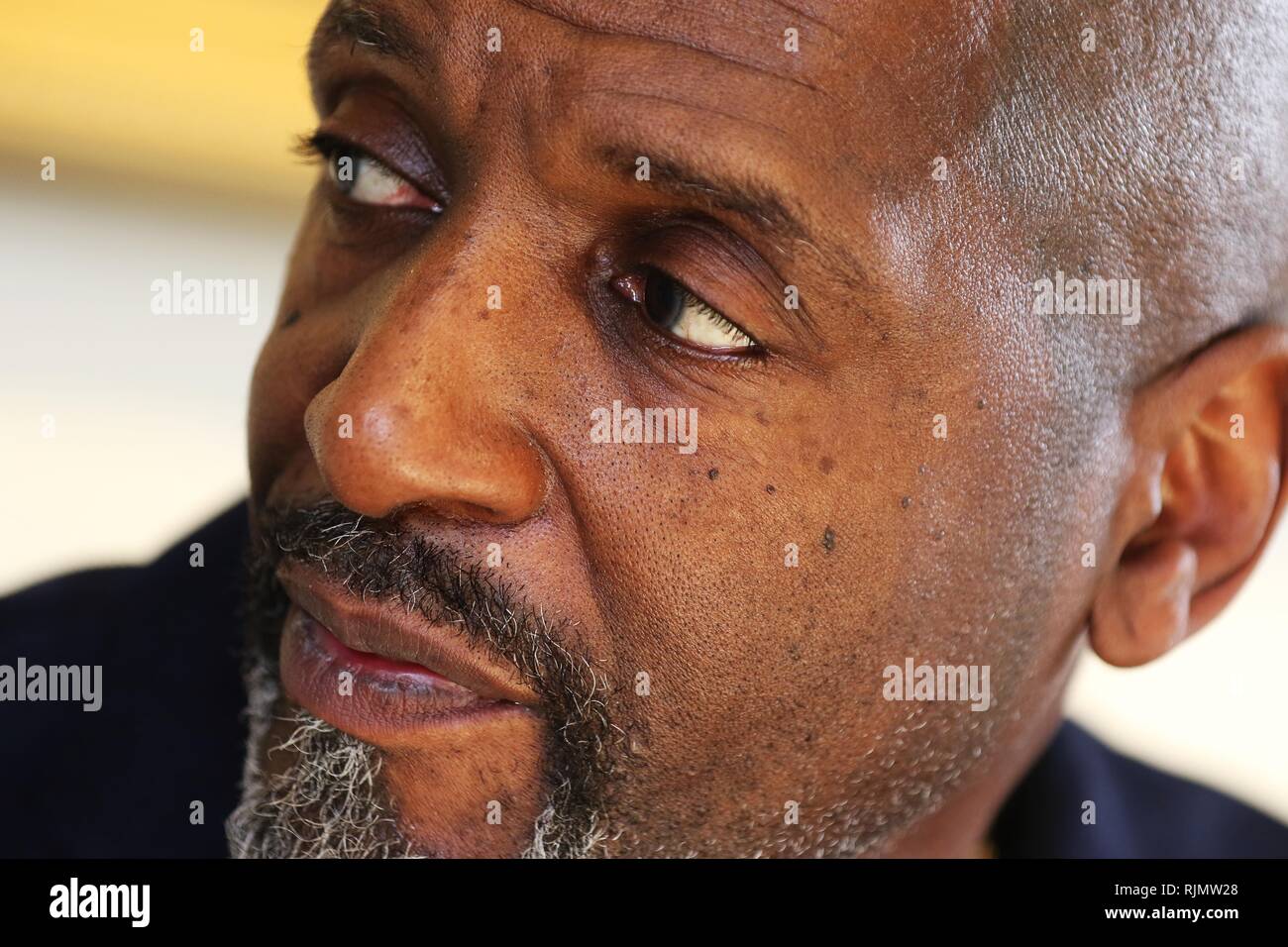 Micro artist Willard Wigan MBE who makes sculptures which fit within ...