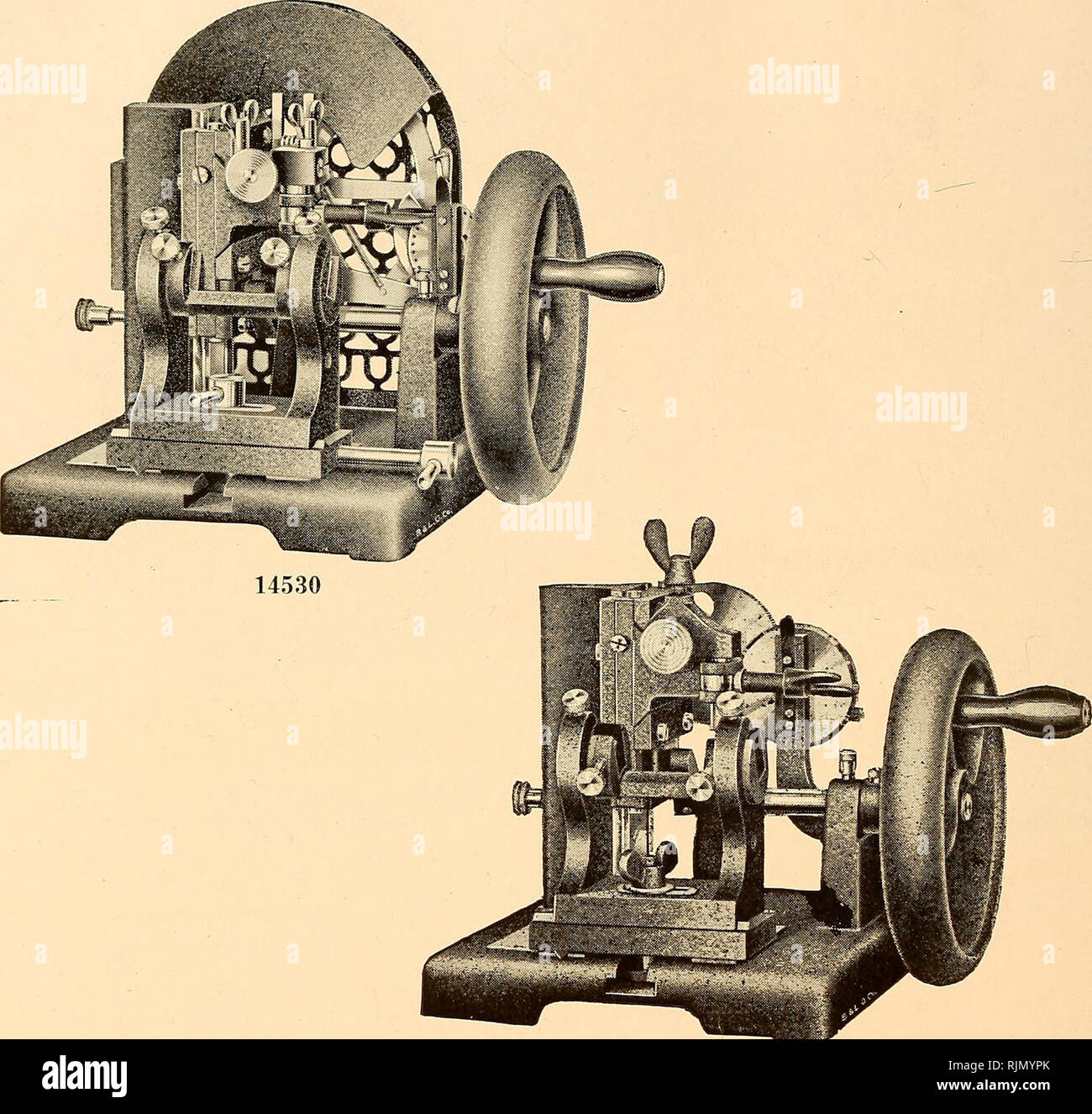 Rotary microtome hi-res stock photography and images - Alamy