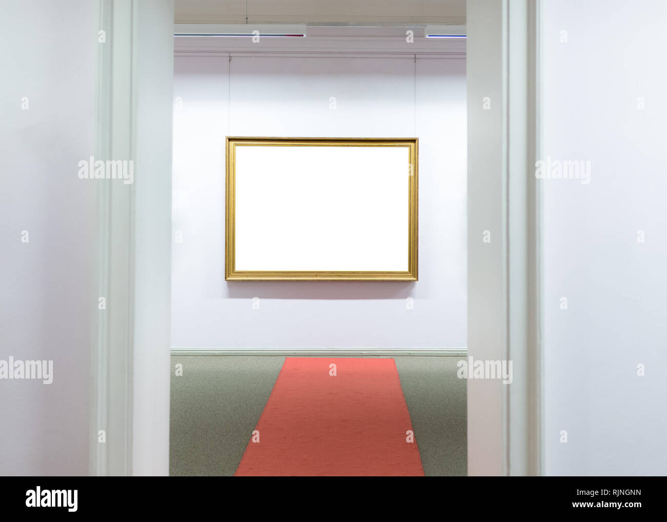 Empty art gallery hi-res stock photography and images - Alamy