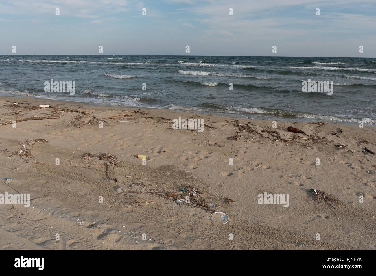 Unprotected beach hi-res stock photography and images - Alamy