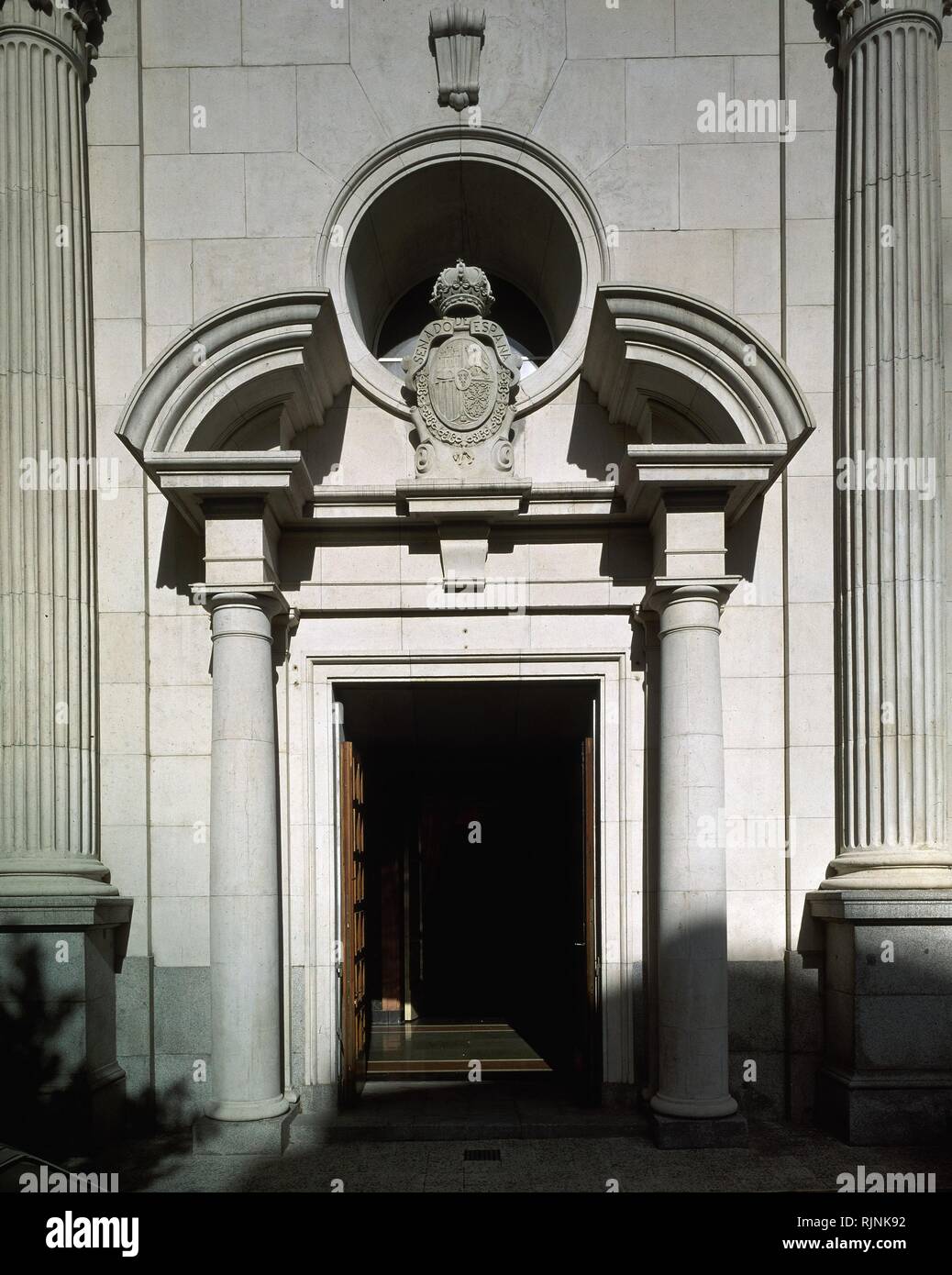 PORTADA DE LA ANTIGUA IGLESIA DE LOS AGUSTINOS EN LA FACHADA PRINCIPAL ...