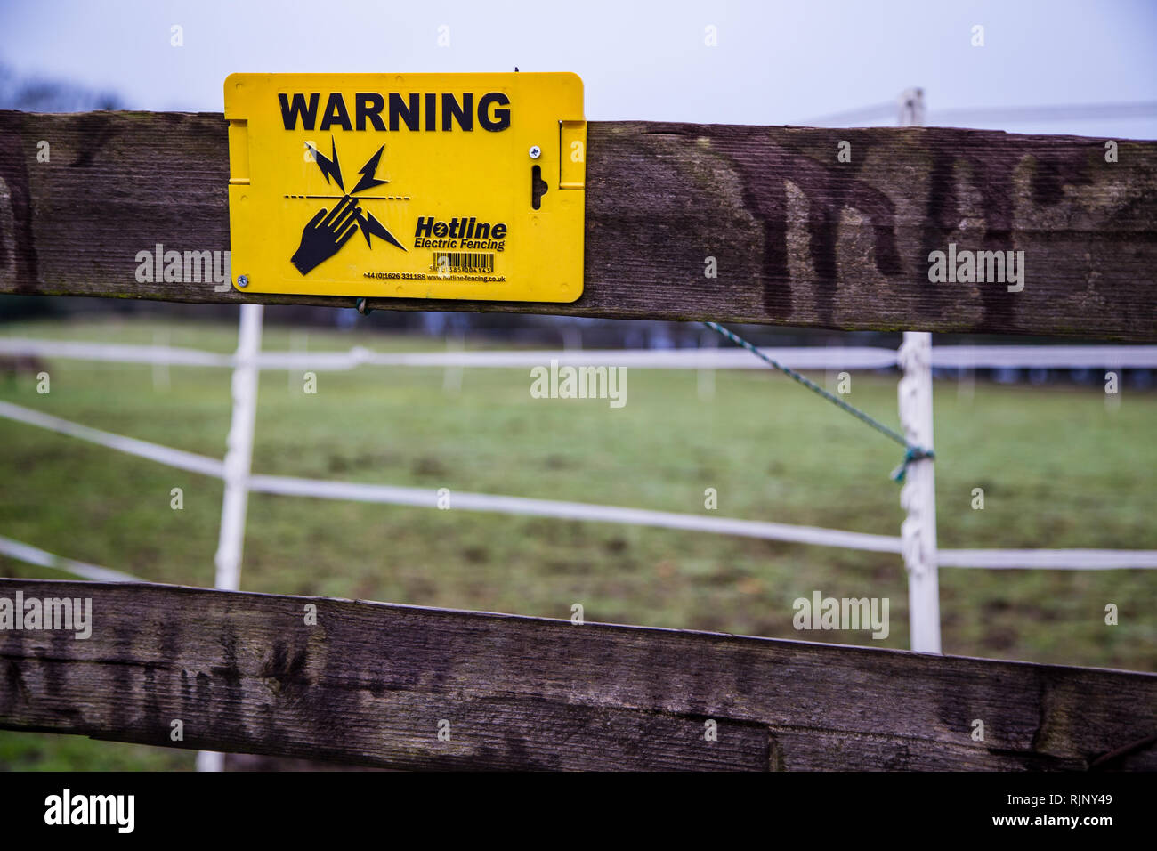 Danger electric shock sign hi-res stock photography and images - Alamy