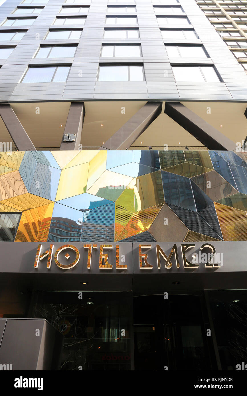 Emc2 building hi-res stock photography and images - Alamy