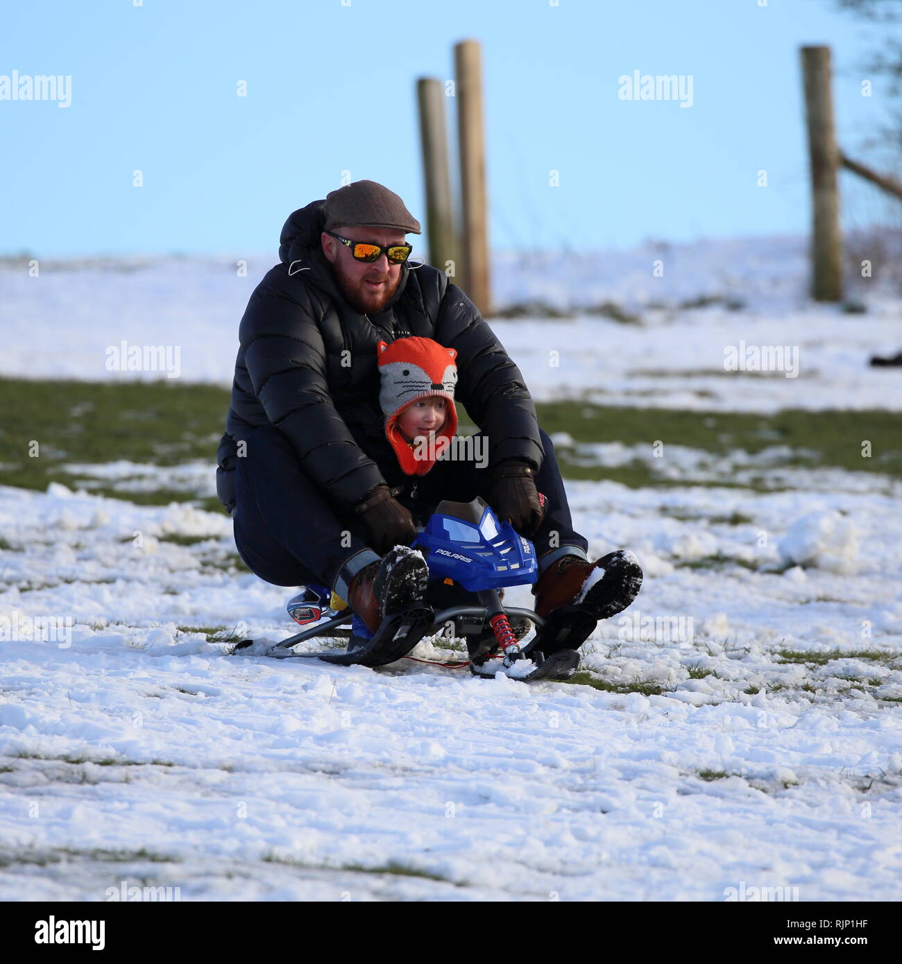 Sledging on the Dunstable Downs, Bedfordshire, England, UK Stock Photo ...
