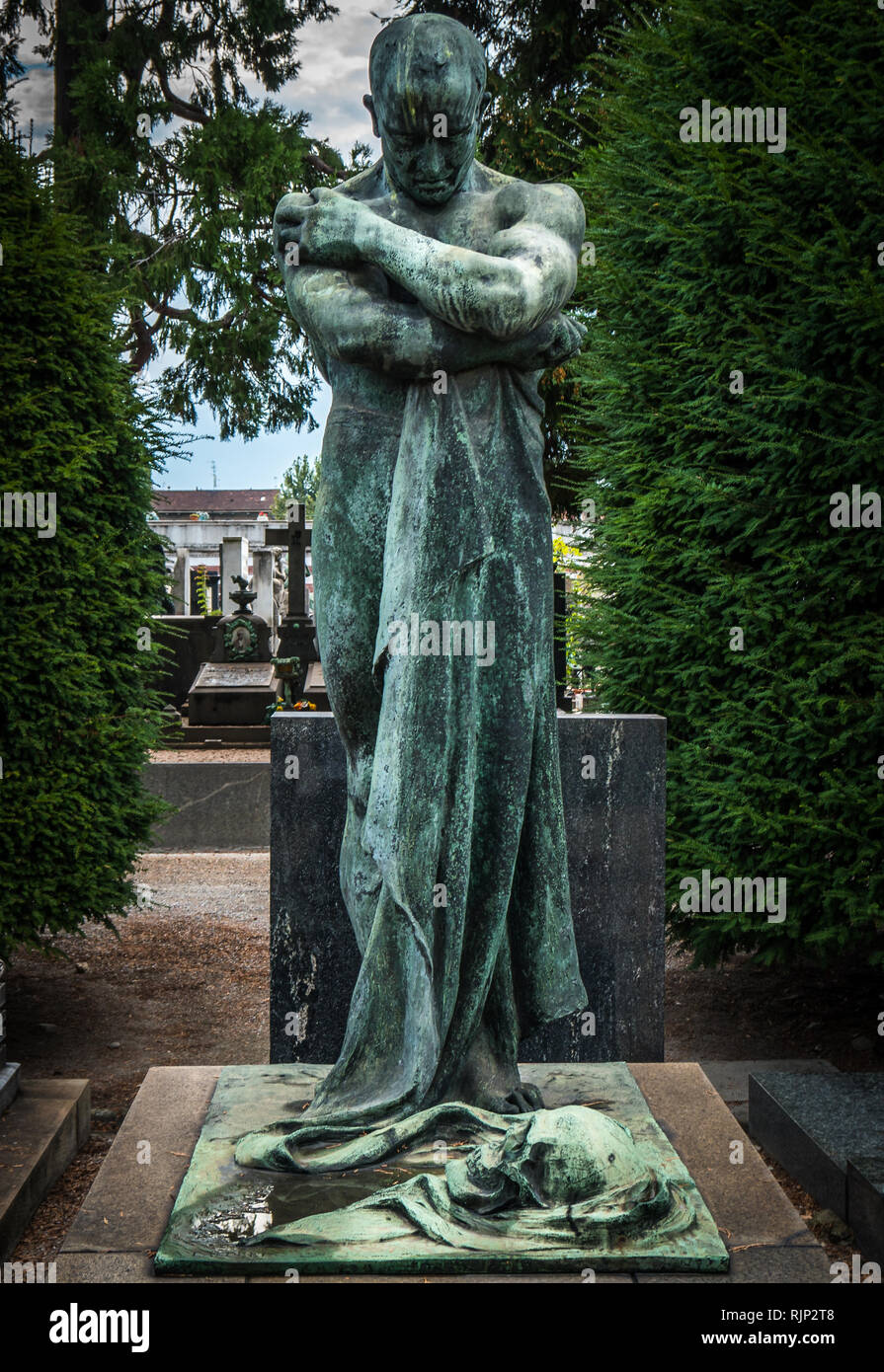 sculpture of death angel inside the monumental cemetery of milan Stock ...