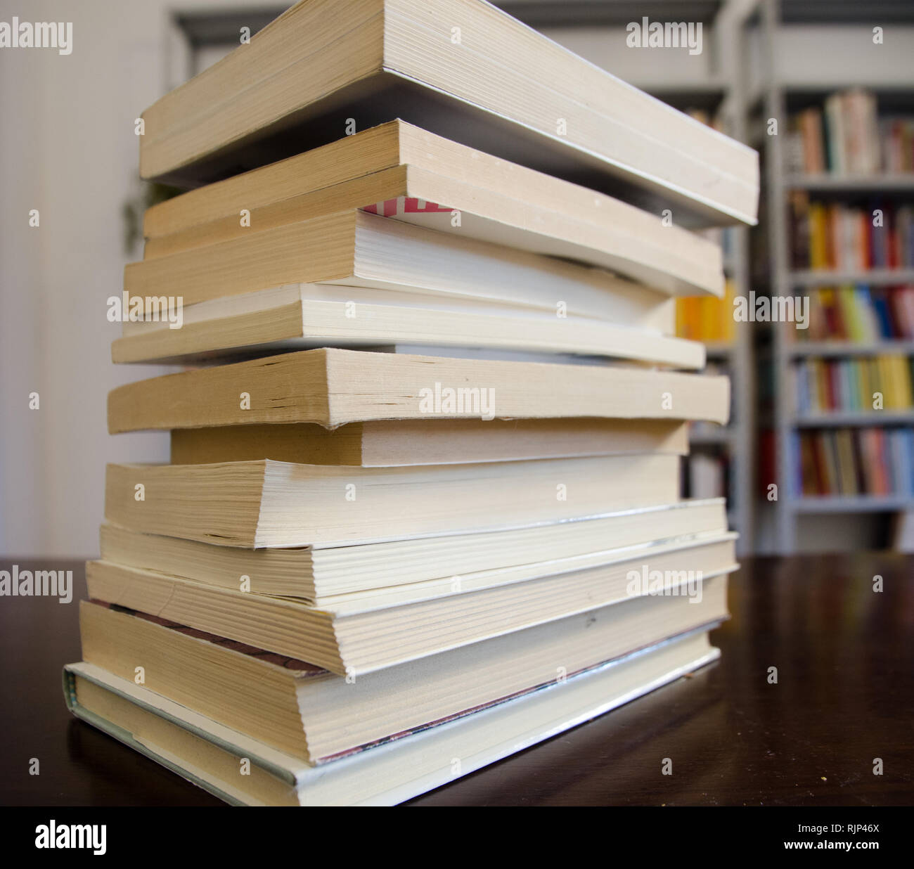 Room title page front hi-res stock photography and images - Alamy