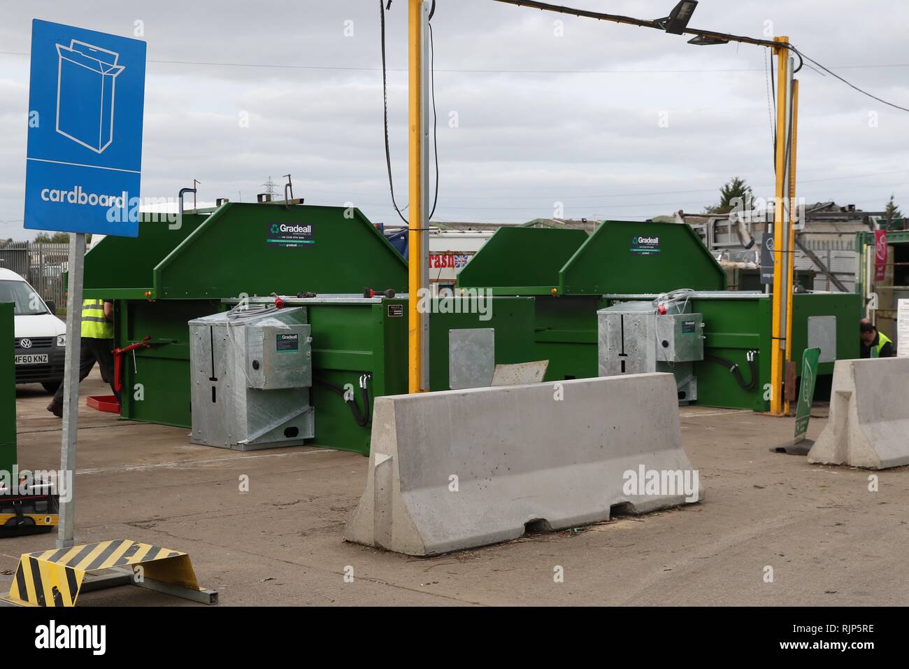 Swindon recycling hi-res stock photography and images - Alamy