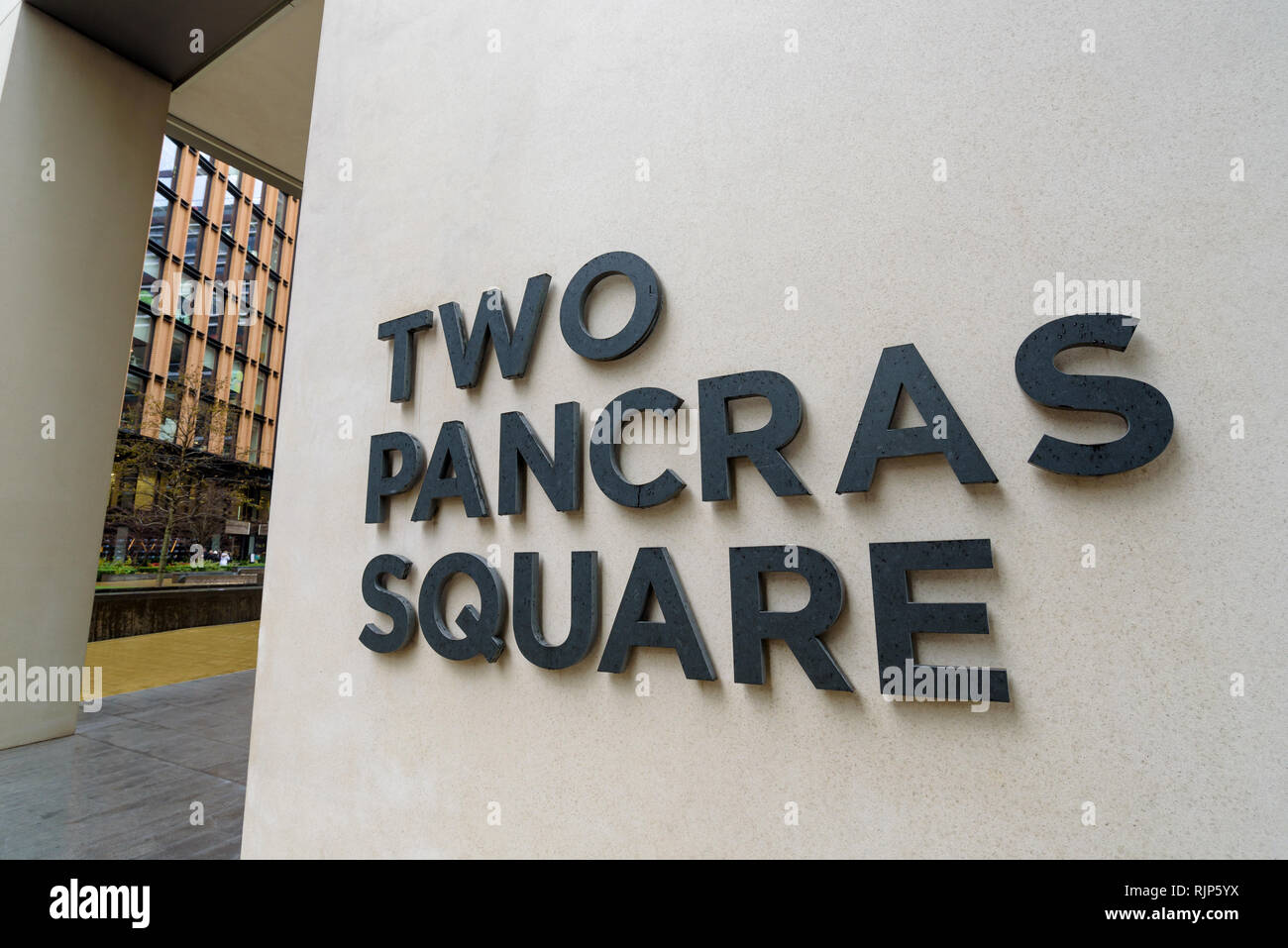 St pancras square hi-res stock photography and images - Alamy