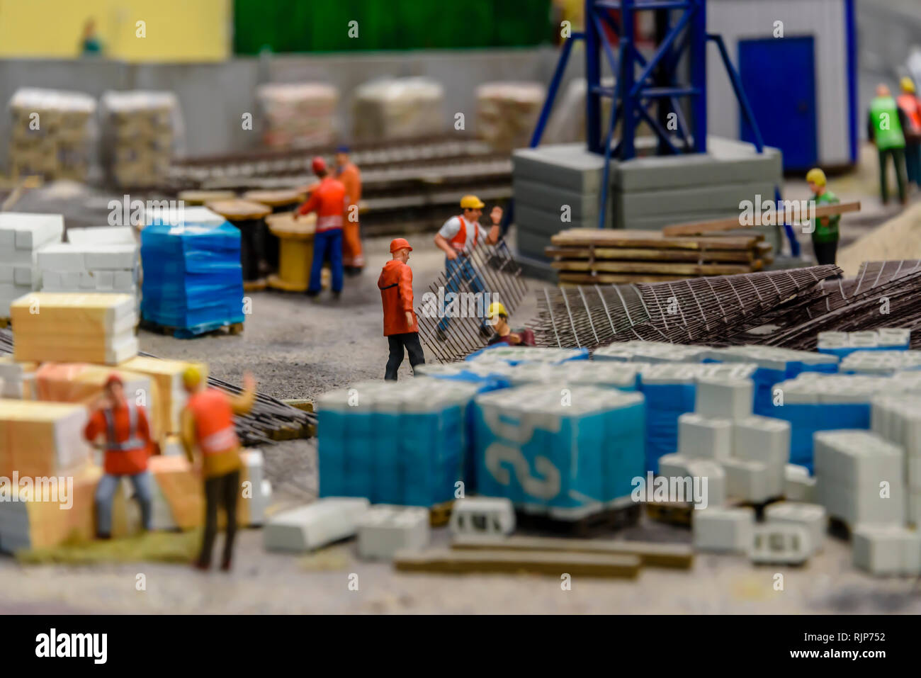 Miniature model construction workers hi-res stock photography and ...