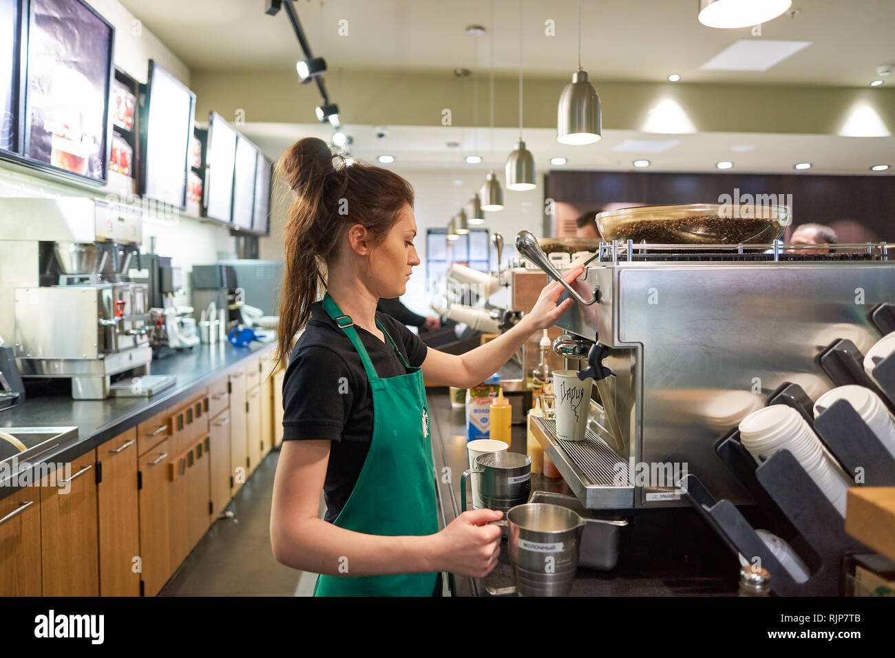 Starbucks worker beverage hi-res stock photography and images - Alamy