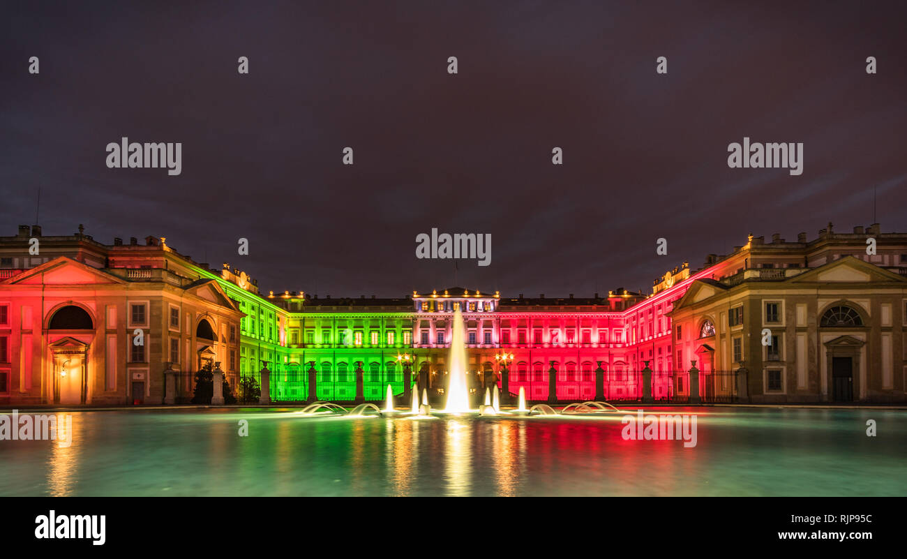 Italian flag lights hi-res stock photography and images - Alamy