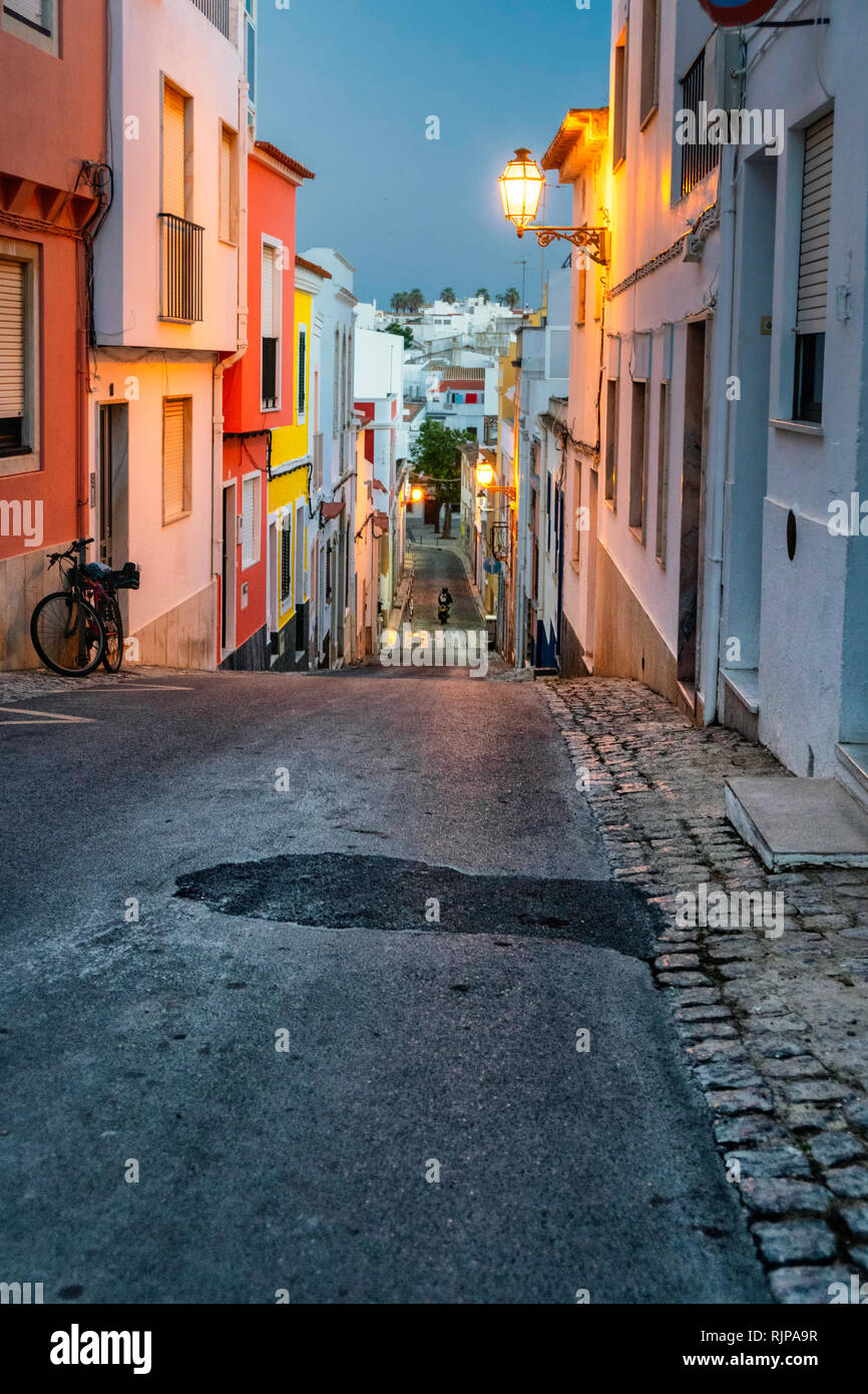 Center corner hi-res stock photography and images - Alamy