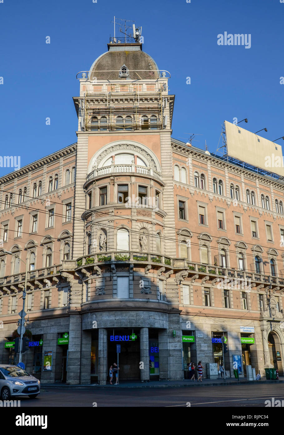 Architecture in Budapest Stock Photo - Alamy
