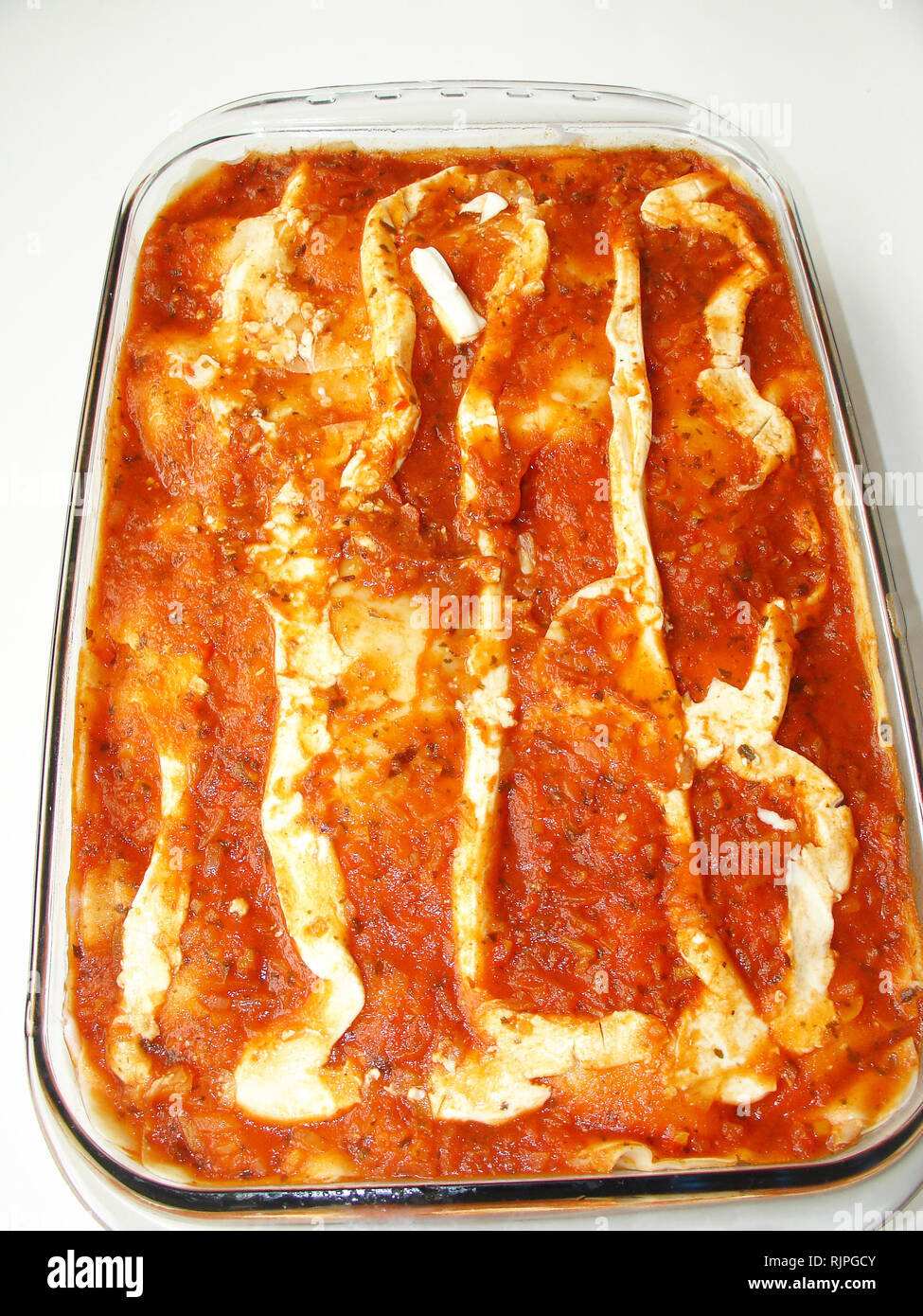 Baking dish prepared lasagna hi-res stock photography and images - Alamy