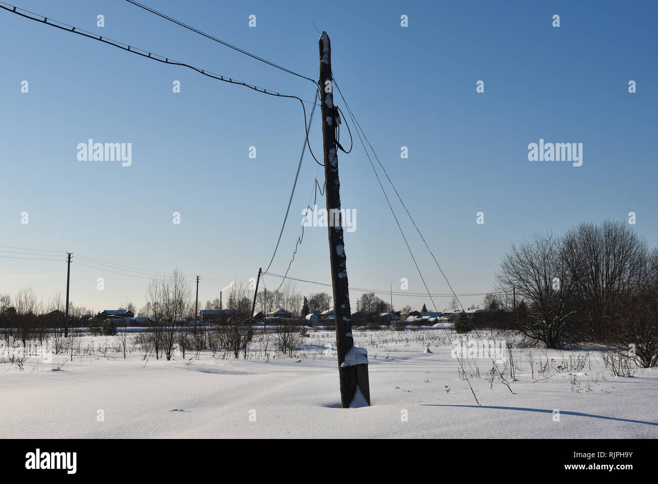 Electric field wire hi-res stock photography and images - Alamy