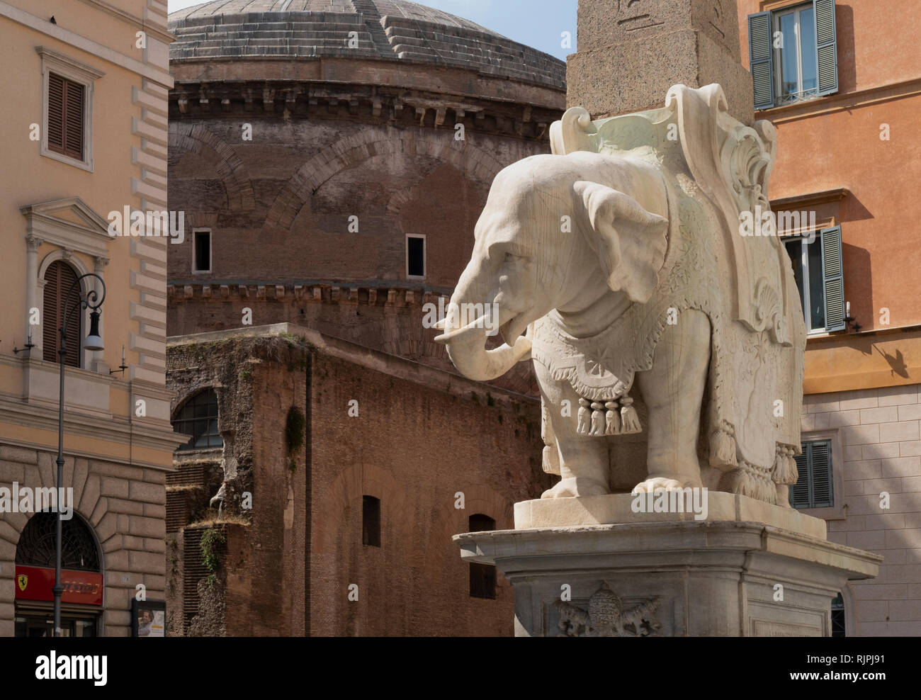 Obelisco della minerva, elephant with obelisk on piazza della minerva ...