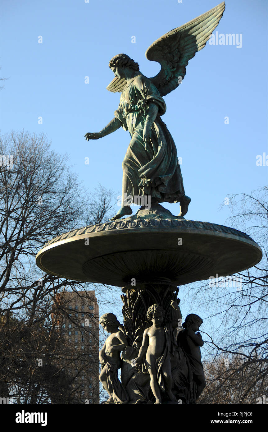 The Angel of the Waters statue at the Bethesda Terrace of New York City ...