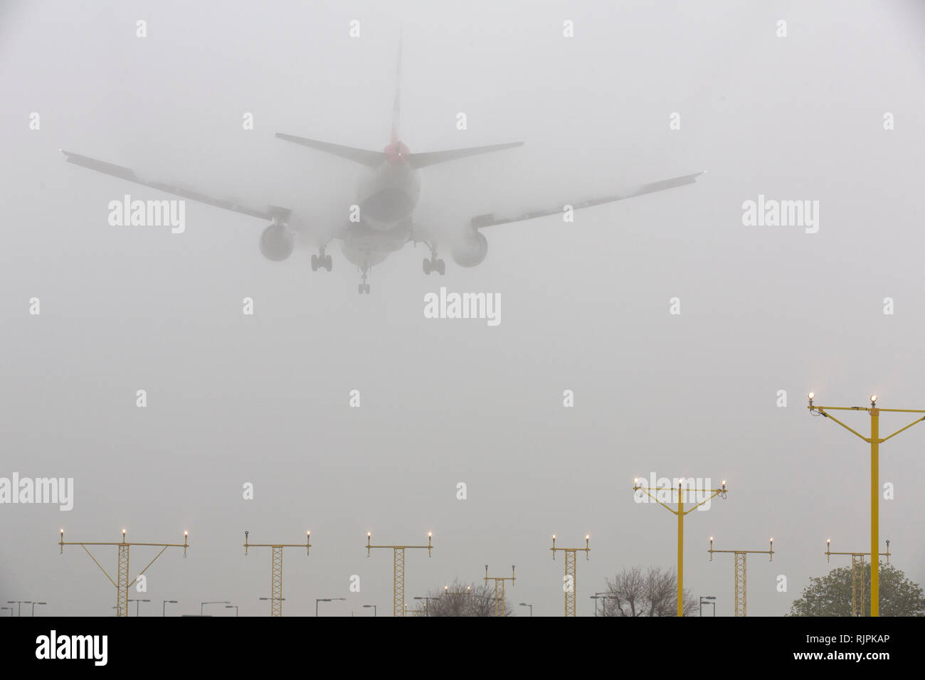 Aircraft touch down on arrival hi-res stock photography and images - Alamy