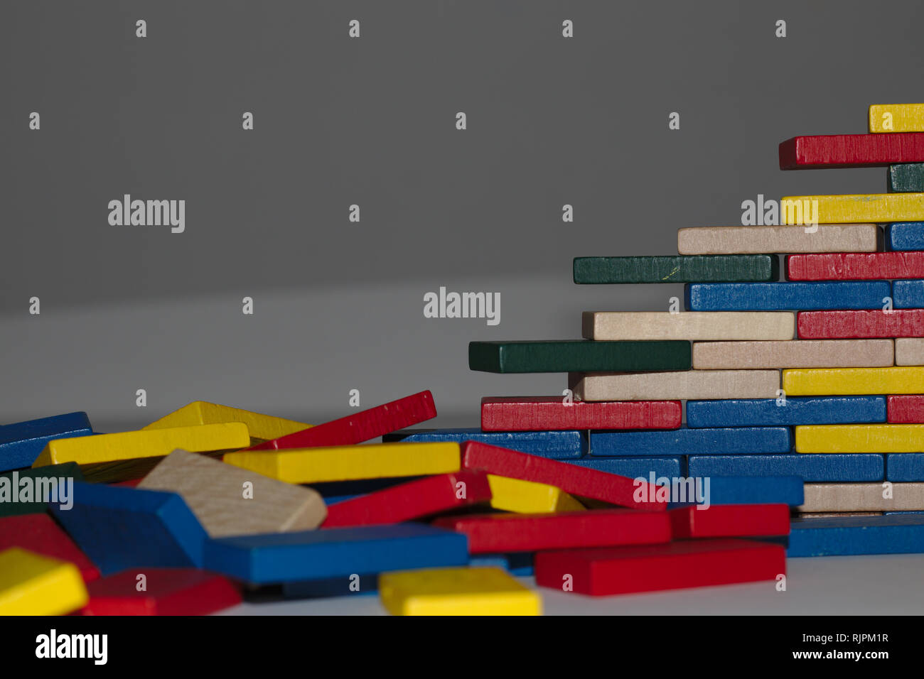 Color blocks from order to chaos and back; breach the wall (front cam ...