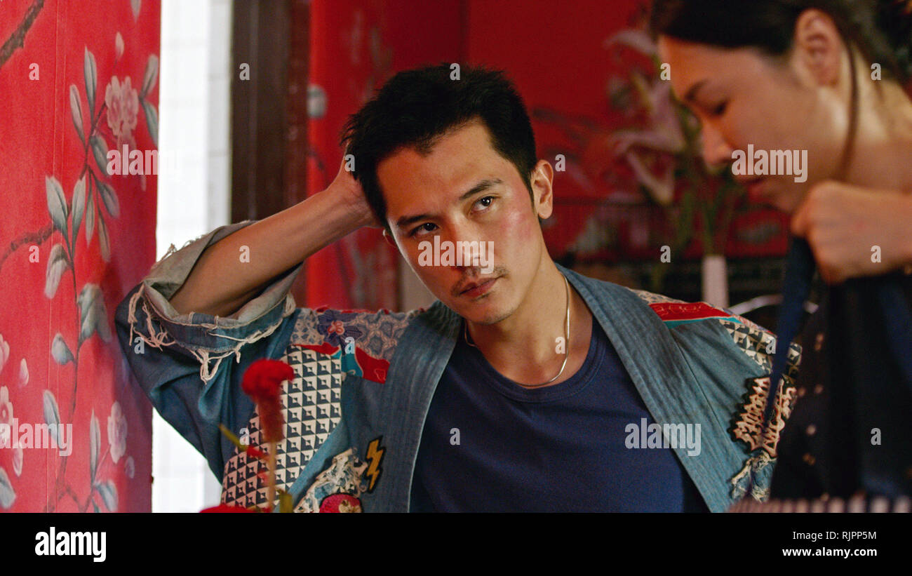 DEAR EX, from left: Roy CHIU, HSIEH Ying-Xuan, 2018. © Netflix ...