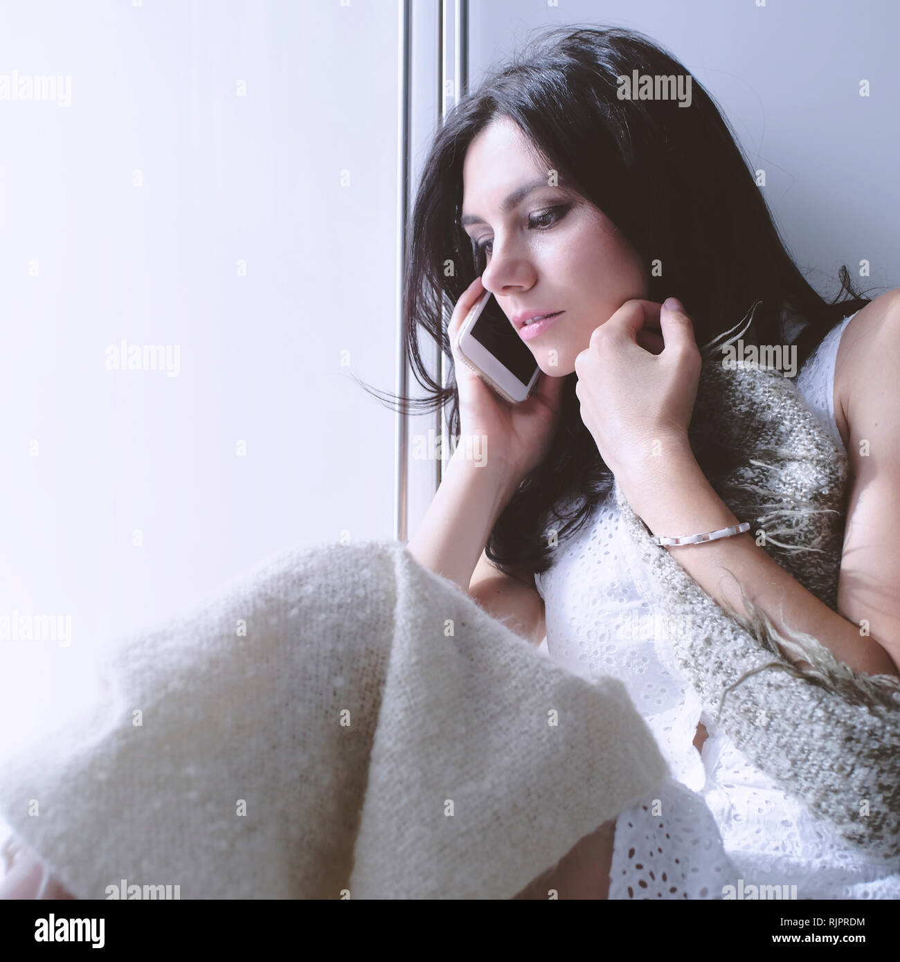 Beside window hi-res stock photography and images - Alamy