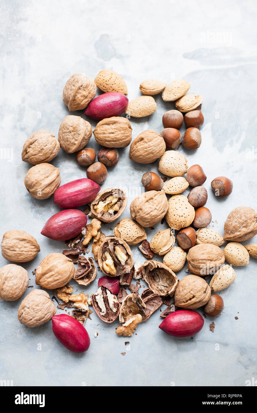 Peanuts in red shell hi-res stock photography and images - Alamy