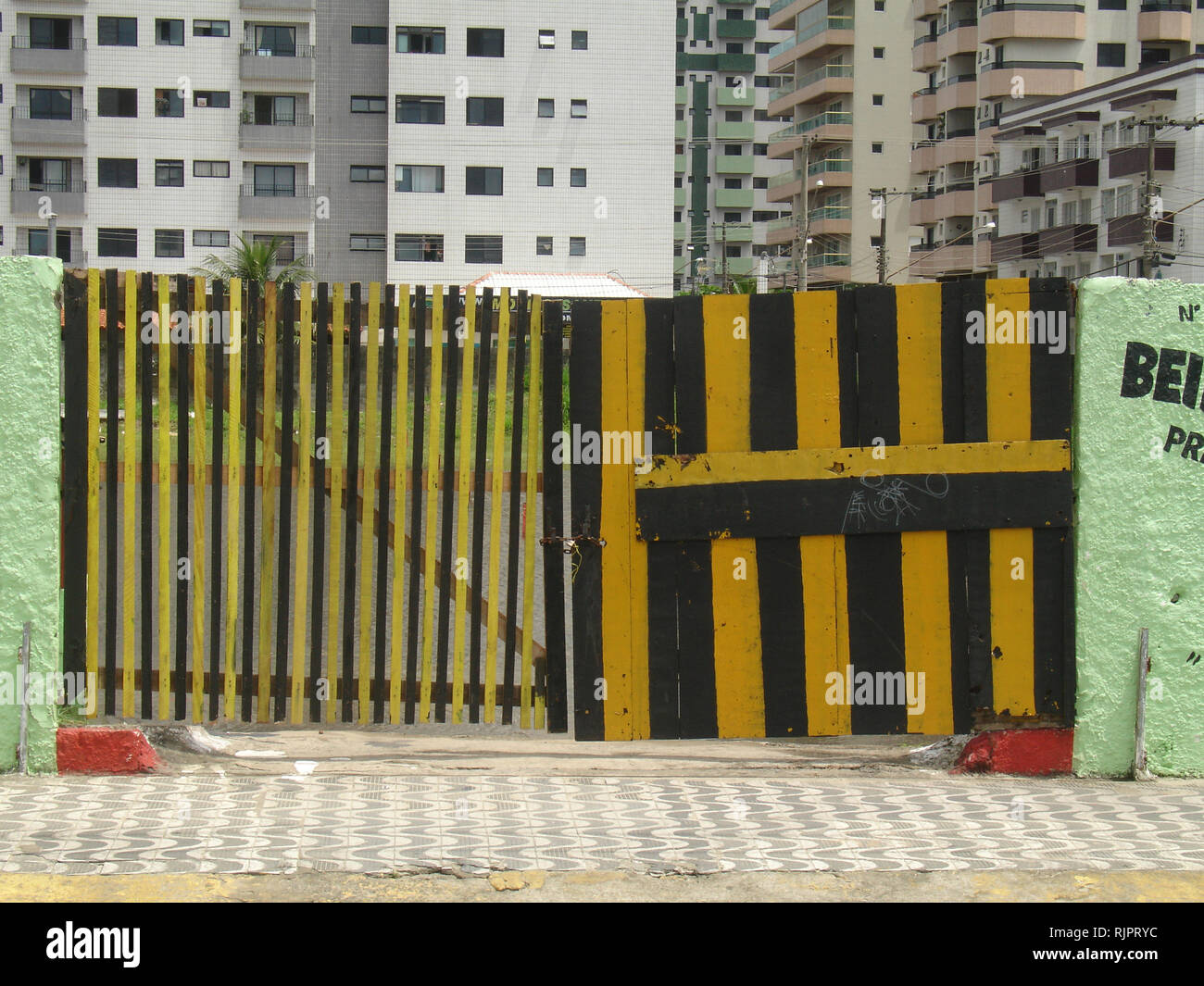 Gate, Praia Grande, São Paulo, Brazil Stock Photo - Alamy