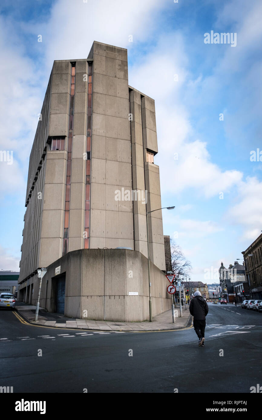 Highpoint, controversial Brutalist concrete architecture in Bradford ...
