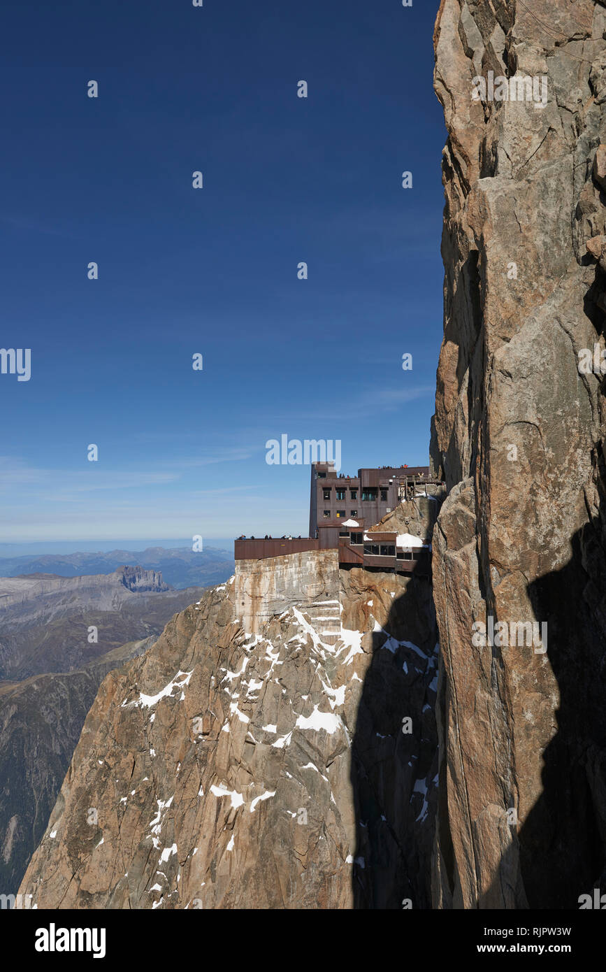 Side of mountain hi-res stock photography and images - Alamy