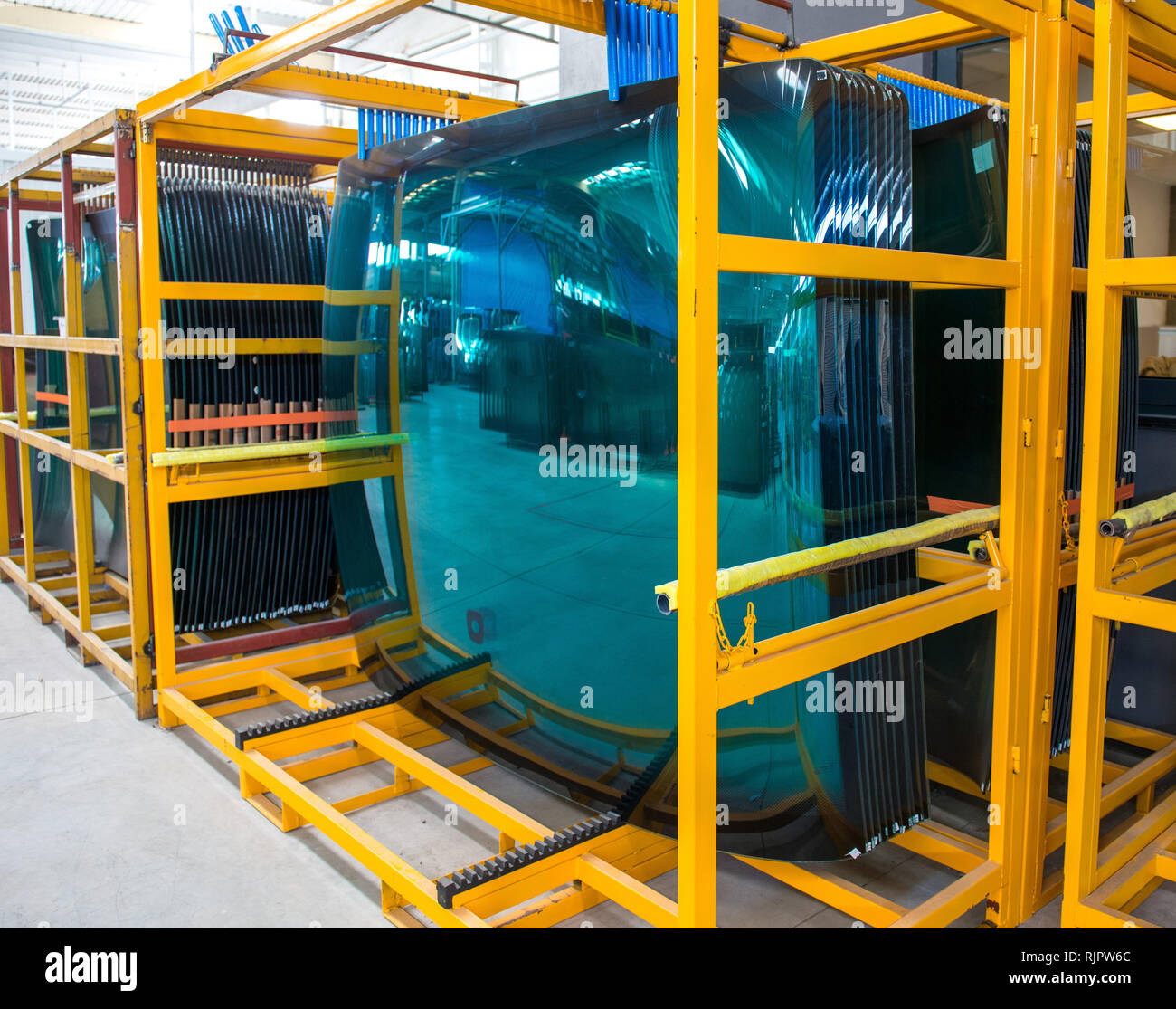 Glass tempering machine hi-res stock photography and images - Alamy