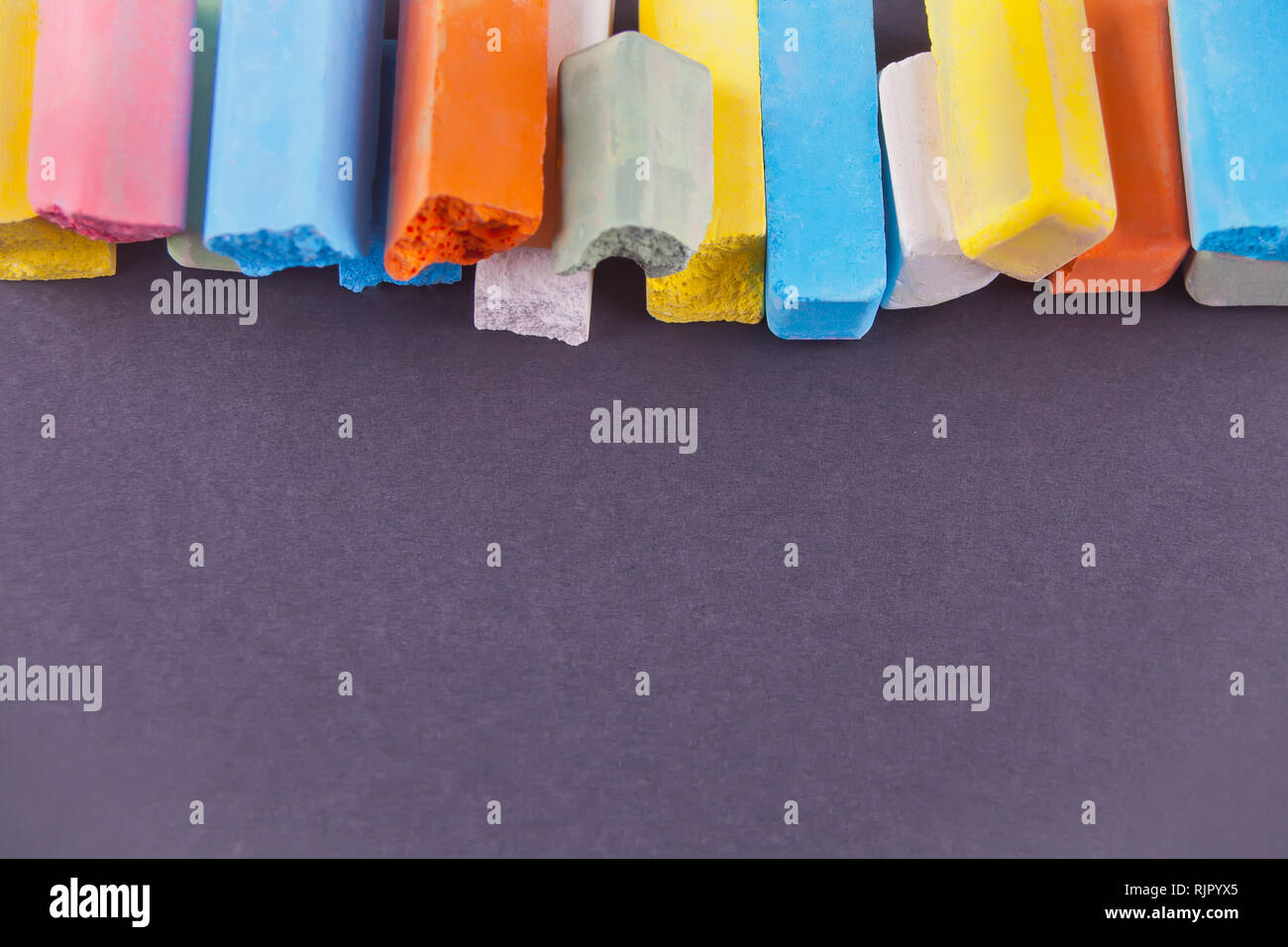Crayons chalky texture hi-res stock photography and images - Alamy