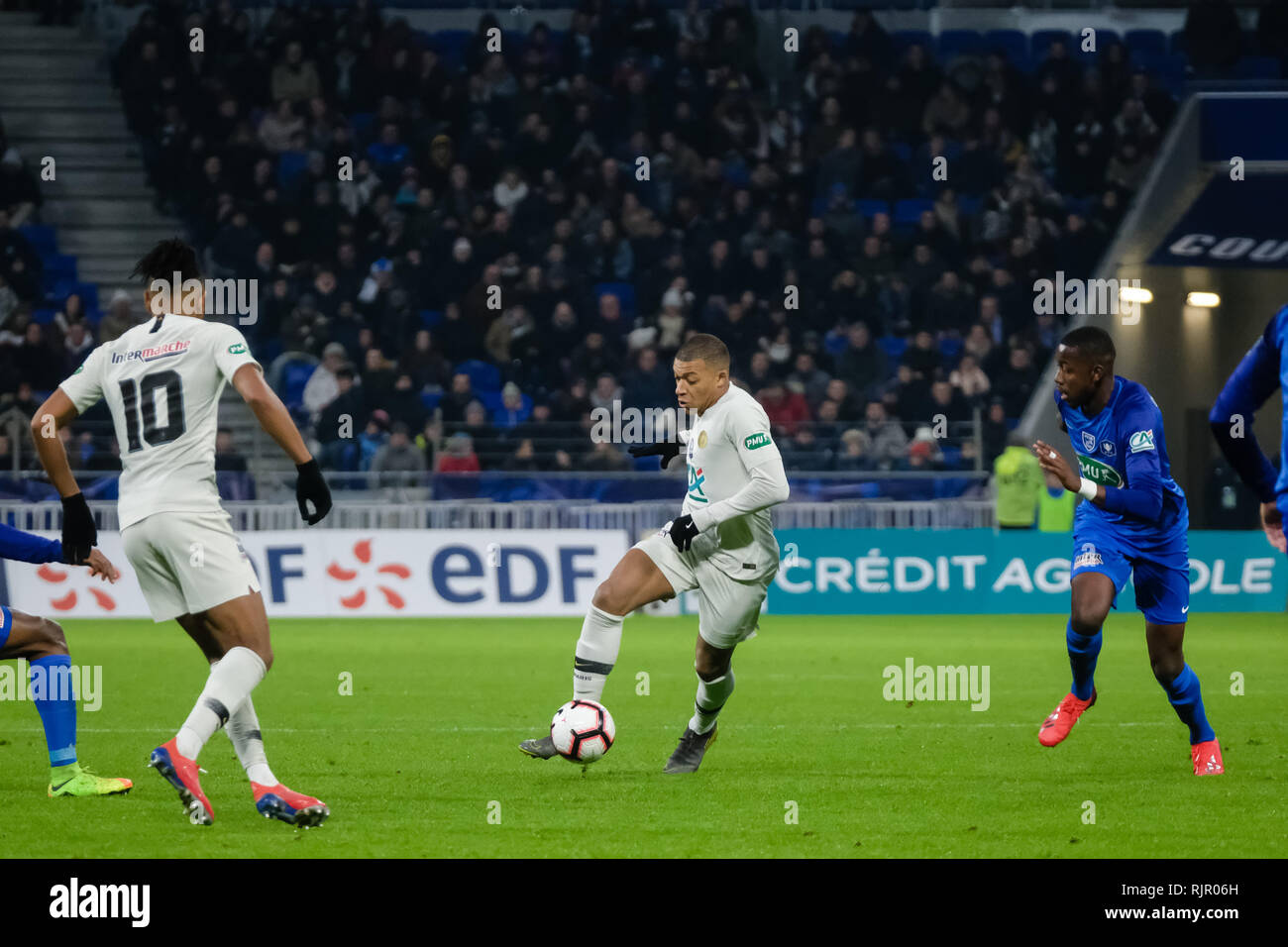 Kylian Mbappé dribble with the ball Stock Photo - Alamy