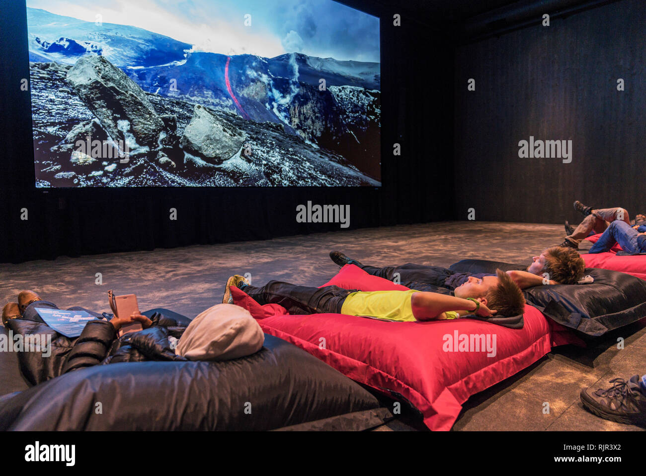 Lava pillows hi-res stock photography and images - Alamy