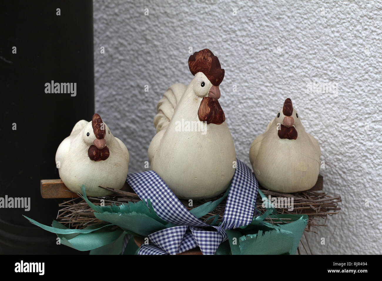 Decorative figures in the garden Stock Photo - Alamy