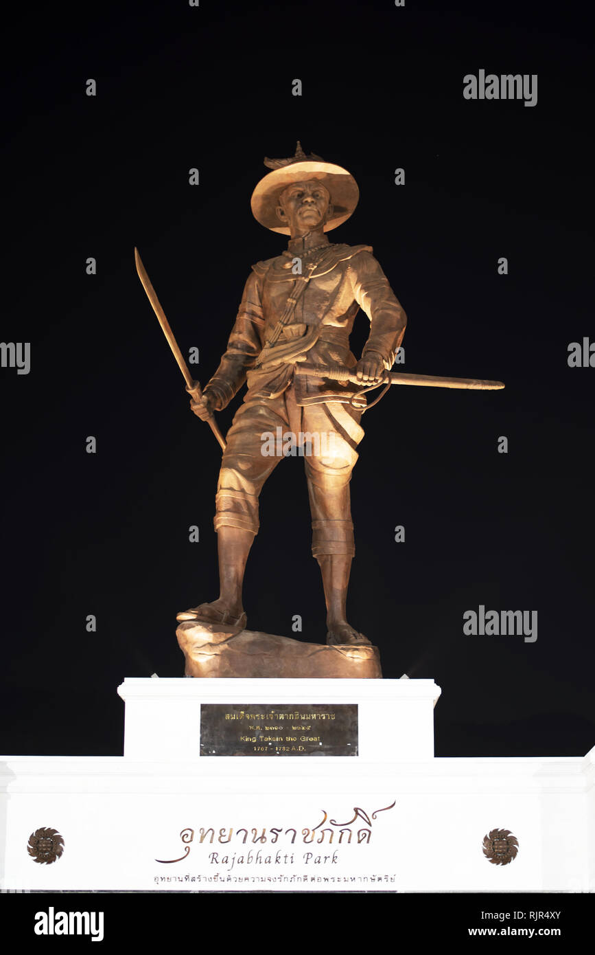 Statue of king taksin the great hi-res stock photography and images - Alamy