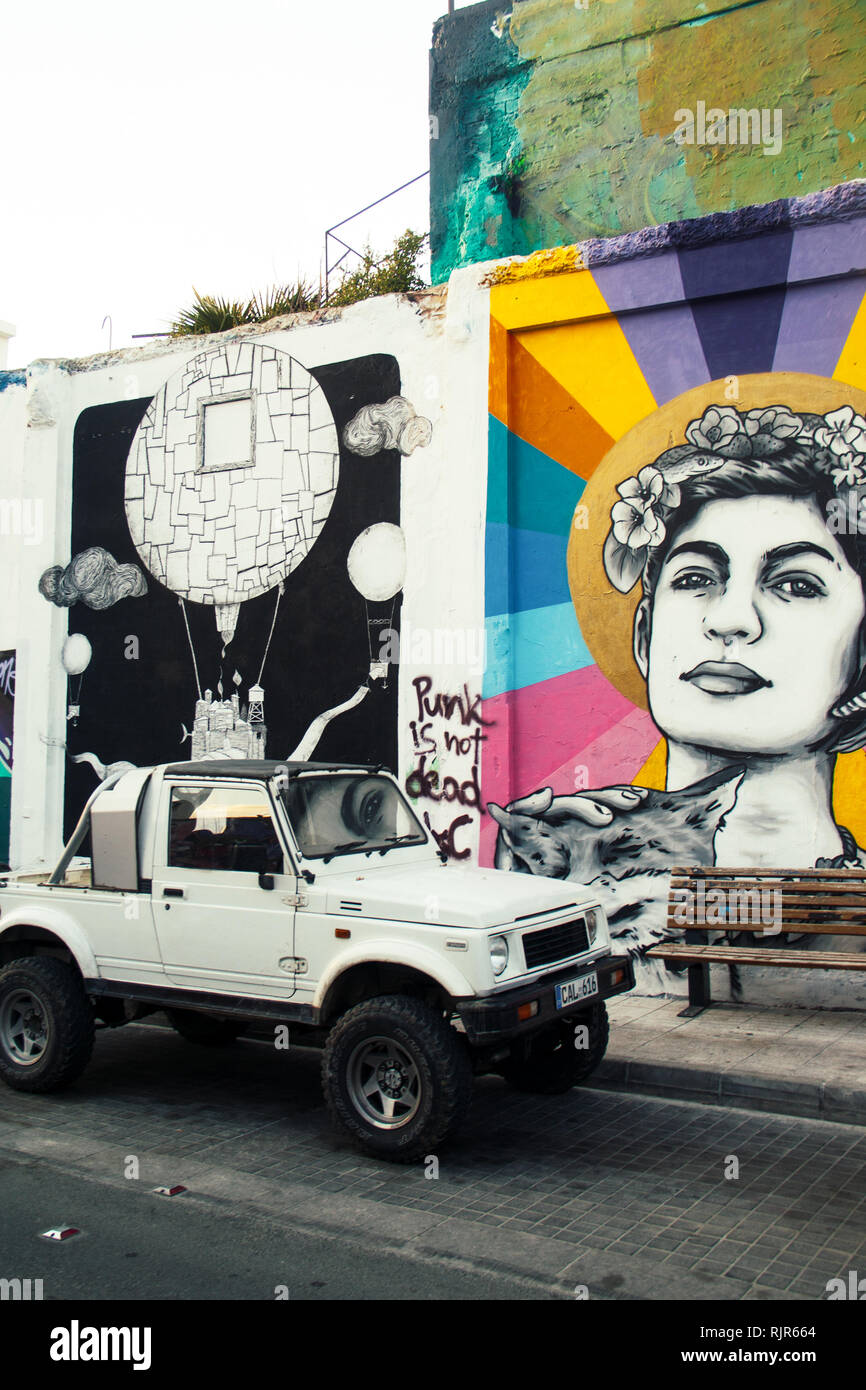 Car hood graffiti hi-res stock photography and images - Alamy