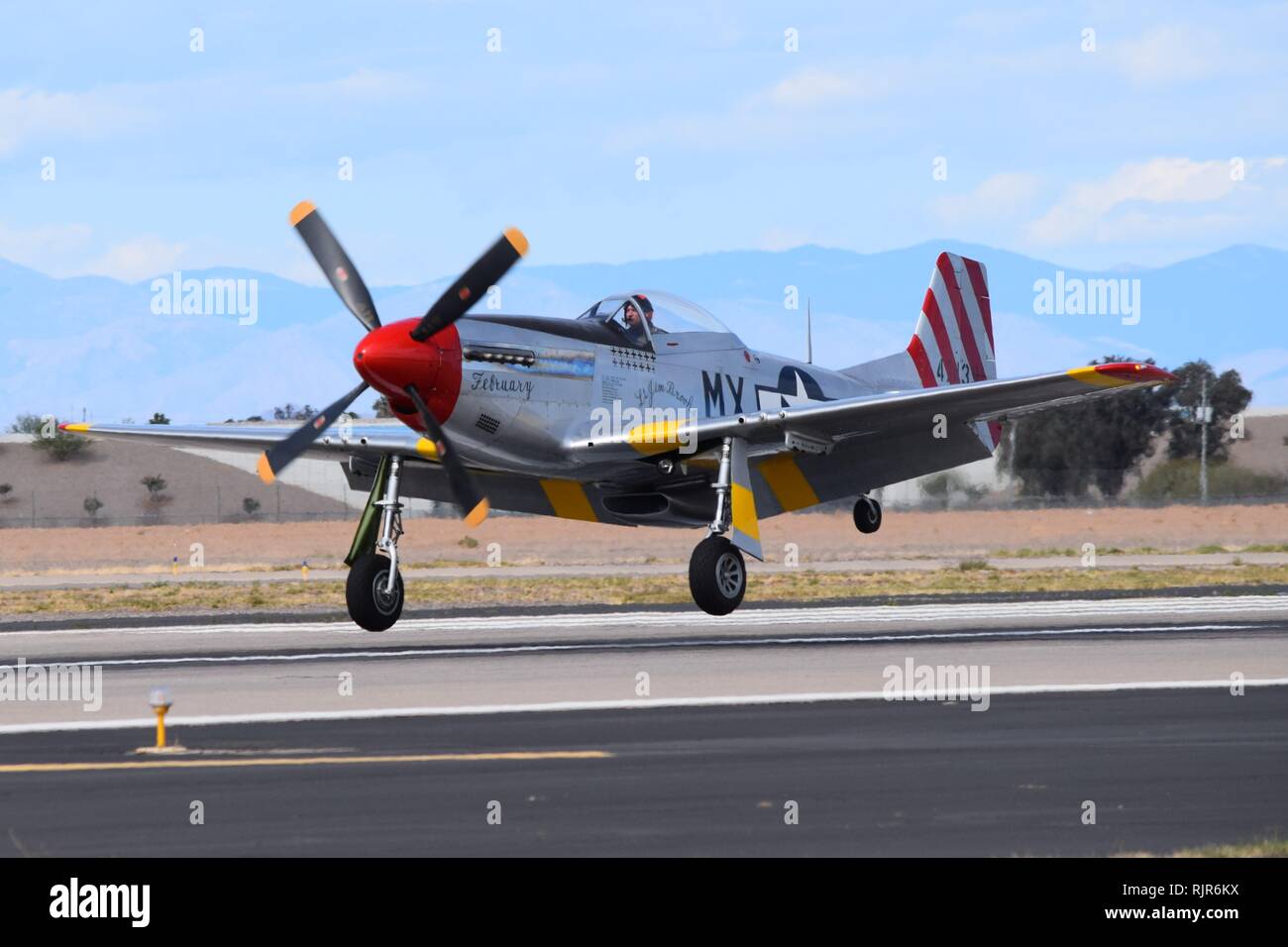 51 mustang fighter world hi-res stock photography and images - Alamy