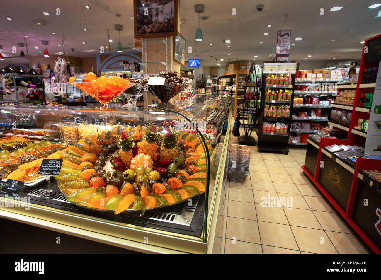 Food market lyon hi-res stock photography and images - Alamy