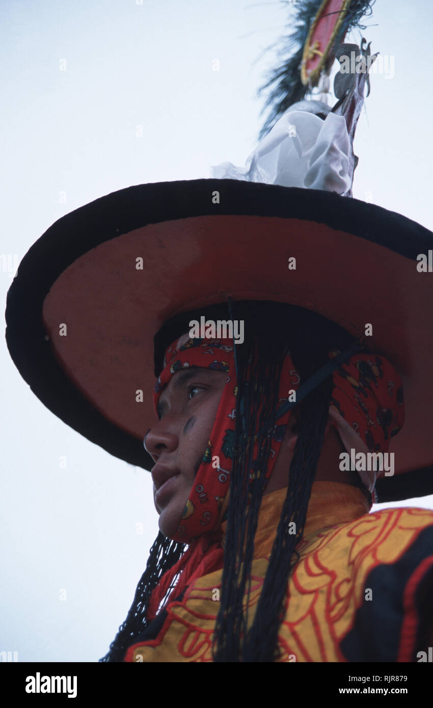 Sikkim dancers hi-res stock photography and images - Alamy